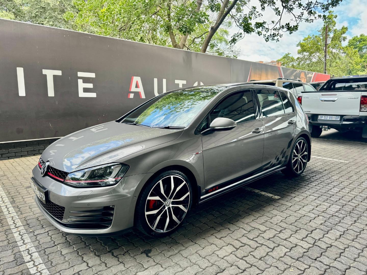 2017 Volkswagen VW Golf 7 GTi 2.0 TSi DSG Q2FyTGlzdGluZzozOTY0ODE ...