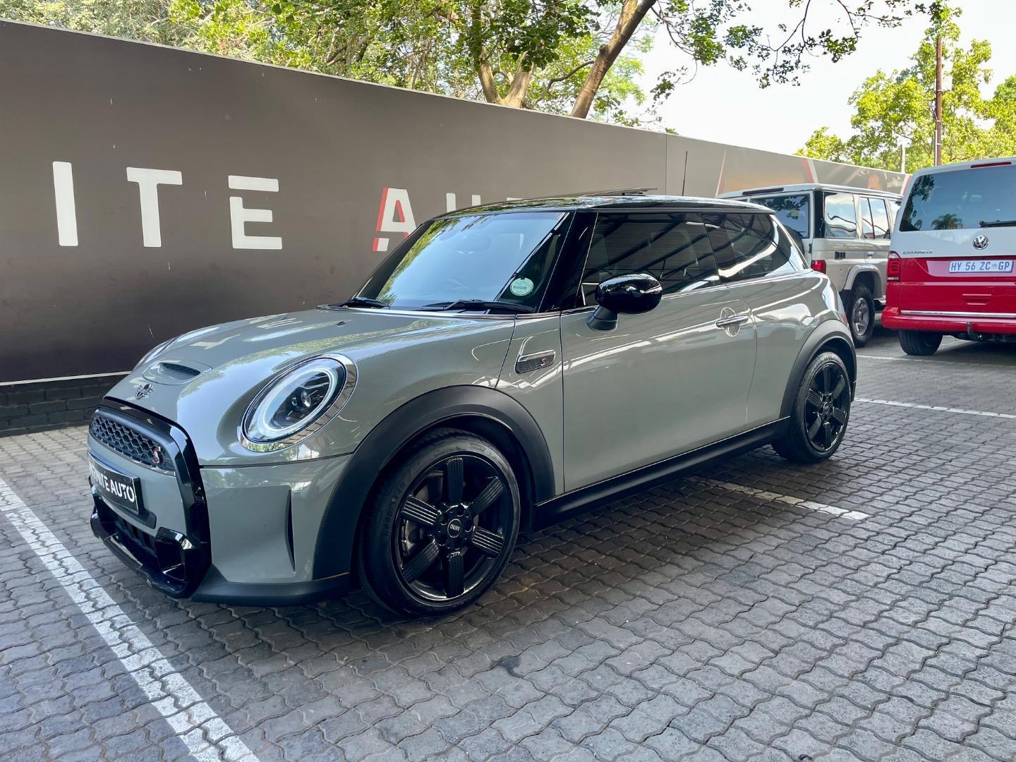 2021 MINI Cooper S Mark V 141 kW Steptronic Q2FyTGlzdGluZzo0MTQyODQ ...