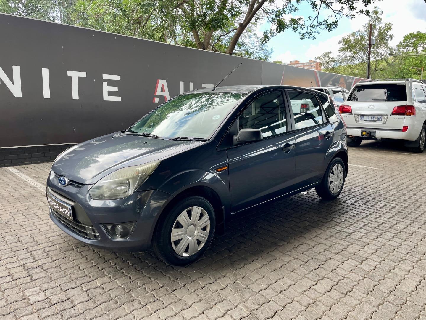 2011 Ford Figo 1.4i Ambiente 5-Door Hatch Back Q2FyTGlzdGluZzozODc3NTI ...